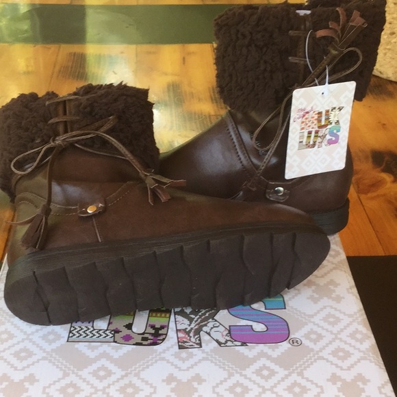 Muk Luks | Shoes | Muk Luks Brown Boots With Faux Sherpa Liningcuff ...